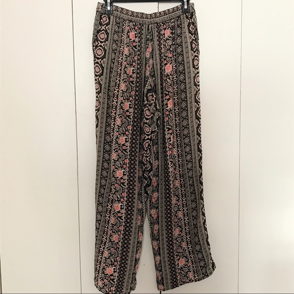 TJ Maxx | Pants & Jumpsuits | Solitaire Loose Pattern Pants | Poshmark